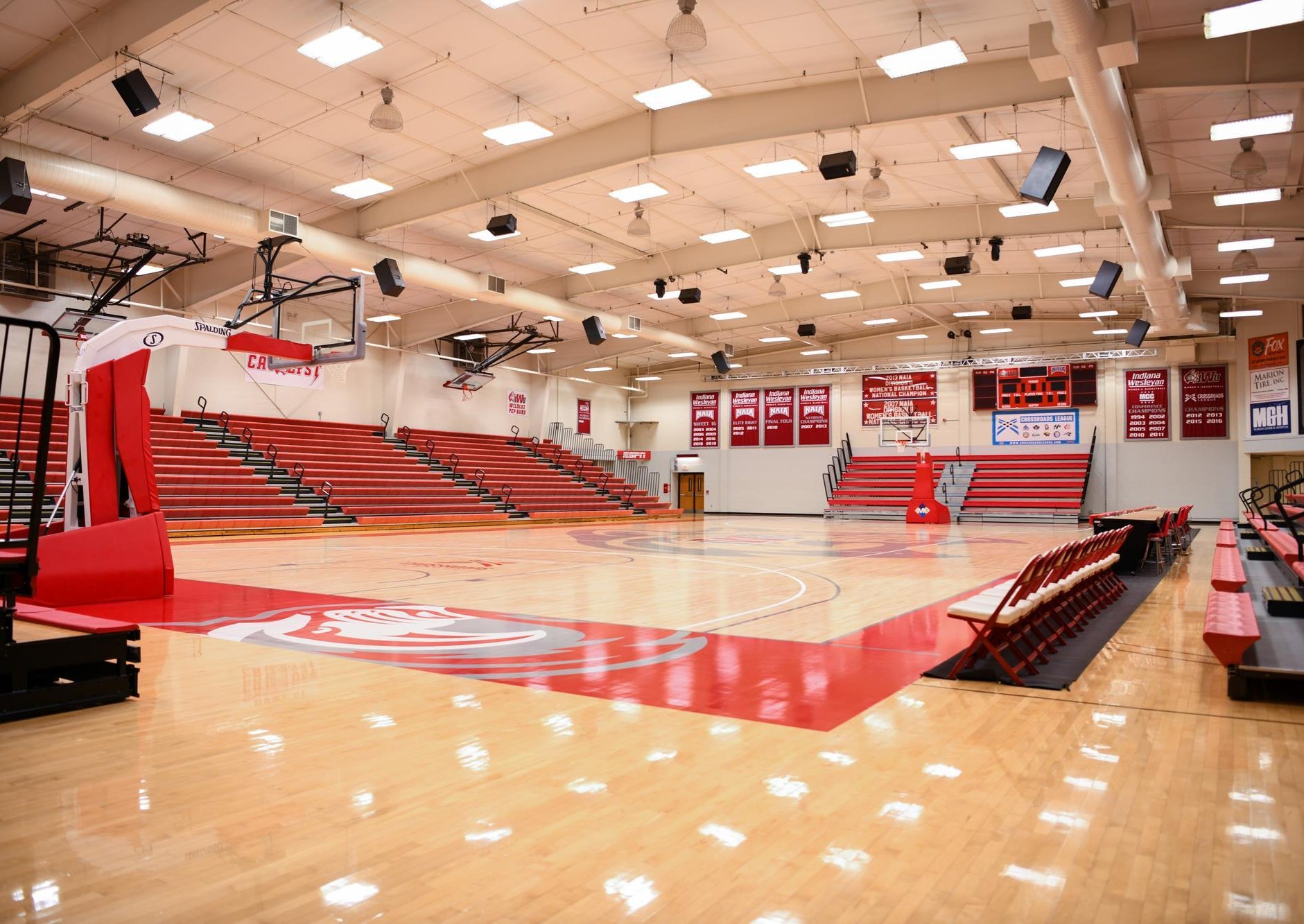 2025-2026 IWU Basketball Premium Season Ticket Package | iwu Box Office